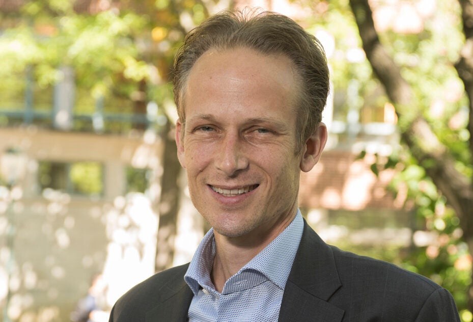 Arthur van Benthem - Knowledge at Wharton